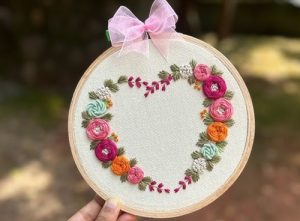 10 Valentine's Day Embroidery Free Patterns - Hello Lidy