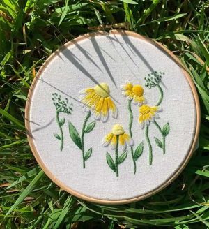 8 Daisy Embroidery Free Patterns - Hello Lidy