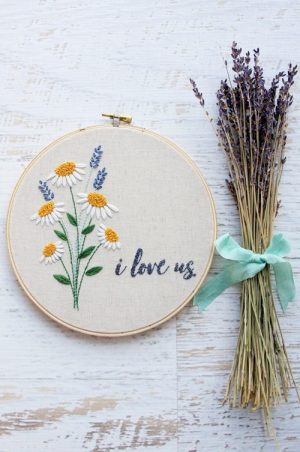8 Daisy Embroidery Free Patterns - Hello Lidy