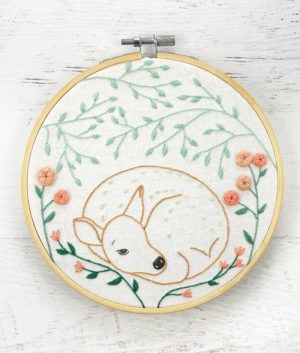 8 Deer Embroidery Free Patterns - Hello Lidy