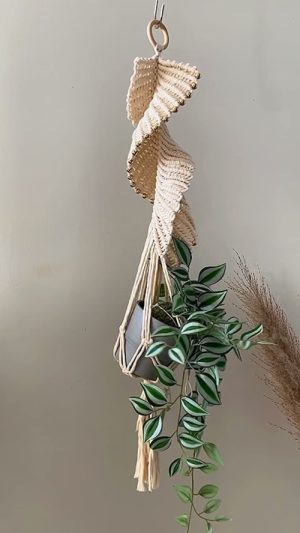14 Macrame Plant Hanger Free Patterns - Hello Lidy