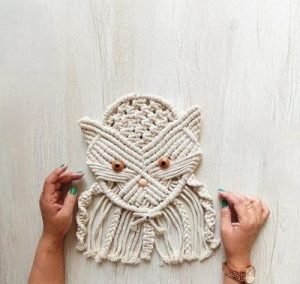 6 Macrame Cat Wall Hanging Free Patterns - Hello Lidy