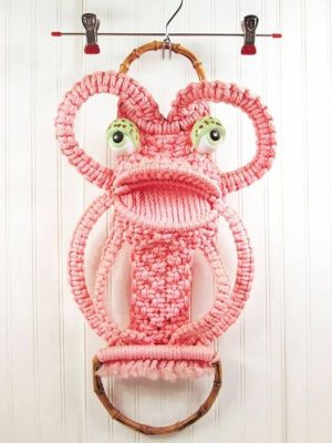 8 Macrame Frog Wall Hanging Ideas - Hello Lidy