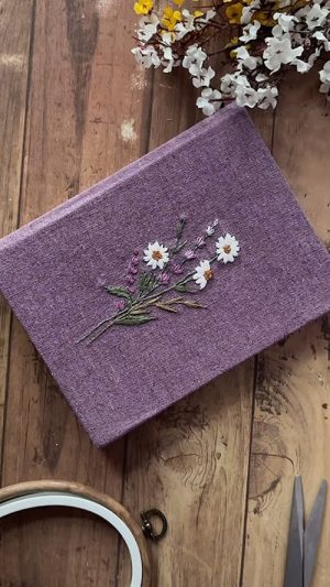 8 Embroidery Book Cover Free Patterns - Hello Lidy