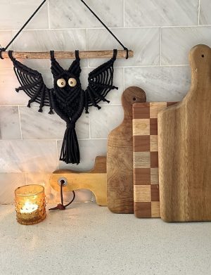7 Macrame Bat Wall Hanging Free Patterns - Hello Lidy