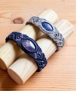 10 Macrame Gemstone Bracelet Free Patterns - Hello Lidy