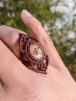9 Macrame Stone Ring Free Patterns - Hello Lidy