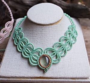 11 Macrame Necklace Free Patterns - Hello Lidy
