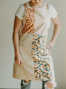 12 Kitchen Apron Free Sewing Patterns - Hello Lidy