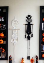 9 Macrame Halloween Wall Hanging Free Patterns - Hello Lidy