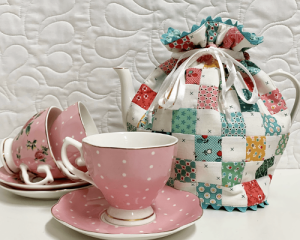 11 Teapot Cozy Free Sewing Patterns - Hello Lidy