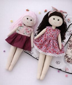 10 Human Like Dolls Free Sewing Patterns - Hello Lidy